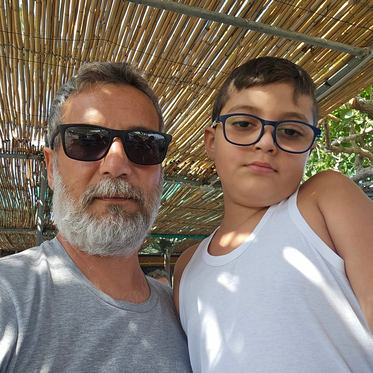 Συγκλονίζει ο πατέρας του μικρού Λούκα: «Κλαίω και πονάω… ο καρκίνος ...