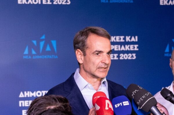 Θορυβημένος ο Μητσοτάκης από το αποτέλεσμα του Β' γύρου σχεδιάζει ...