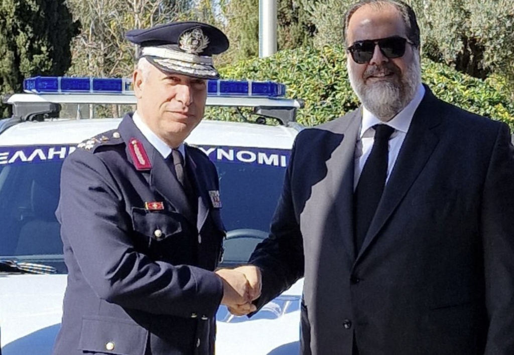 Ο εφοπλιστής Νικόλας Πατέρας δώρισε στην ΕΛ.ΑΣ. 10 καινούργια ...